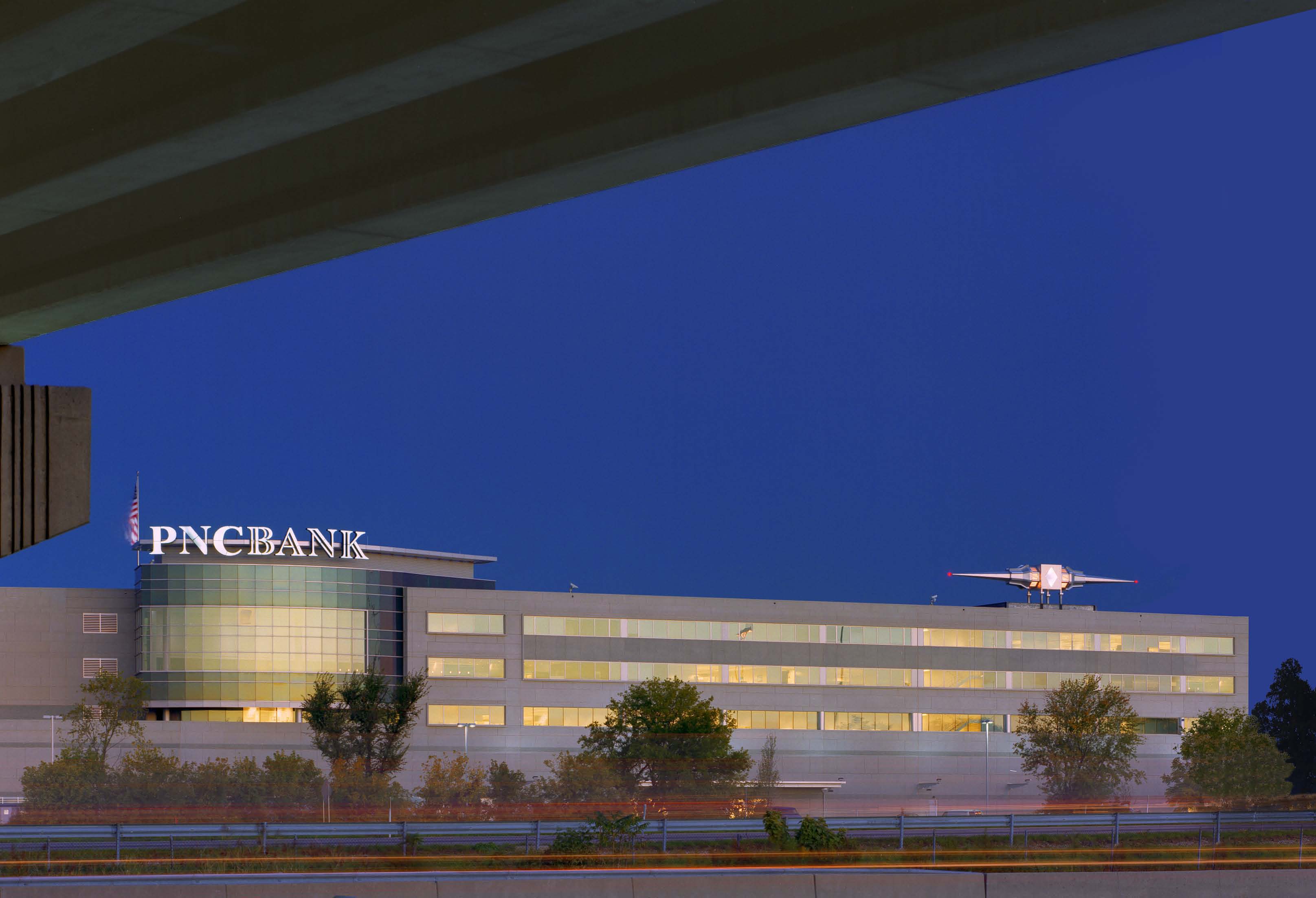 PNC Bank - Eastwick Operations Center - Hatzel & Buehler